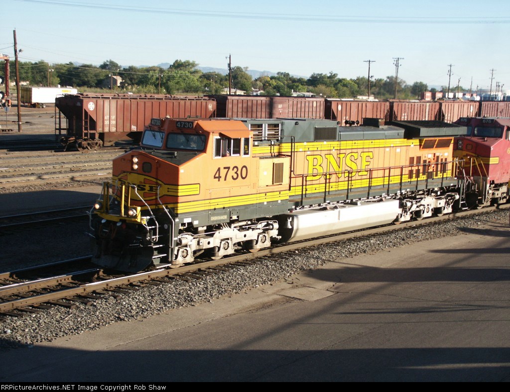 BNSF 4730